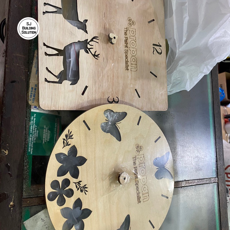 Jual Jam dinding kayu / wooden / wood / kayu / jam aesthetic propan ...