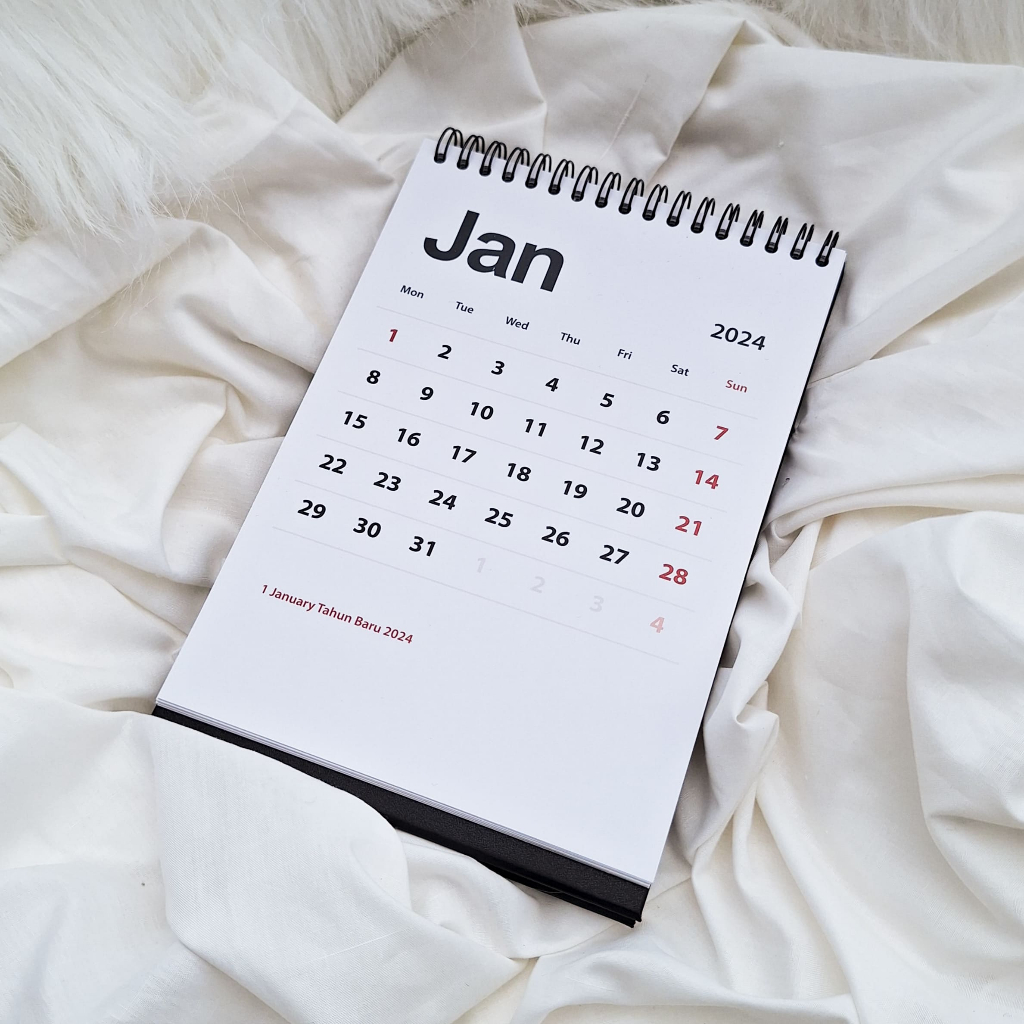 Jual Kalender Meja Simple White 2024 2025 Aesthetic Premium Quality ...