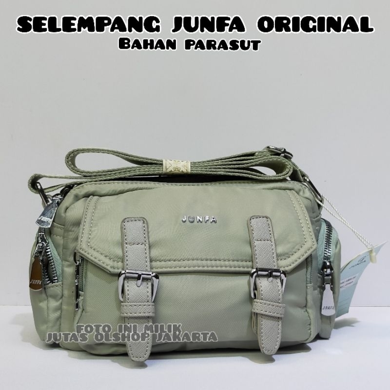 Jual TAS SELEMPANG JUNFA ORIGINAL 9954-362 BAHAN PARASUT 5 SELETING PENUTUP | Shopee Indonesia