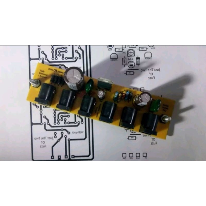 Jual KIT ADJUSTABLE GUITAR PEDALS POWER SUPPLY | Shopee Indonesia