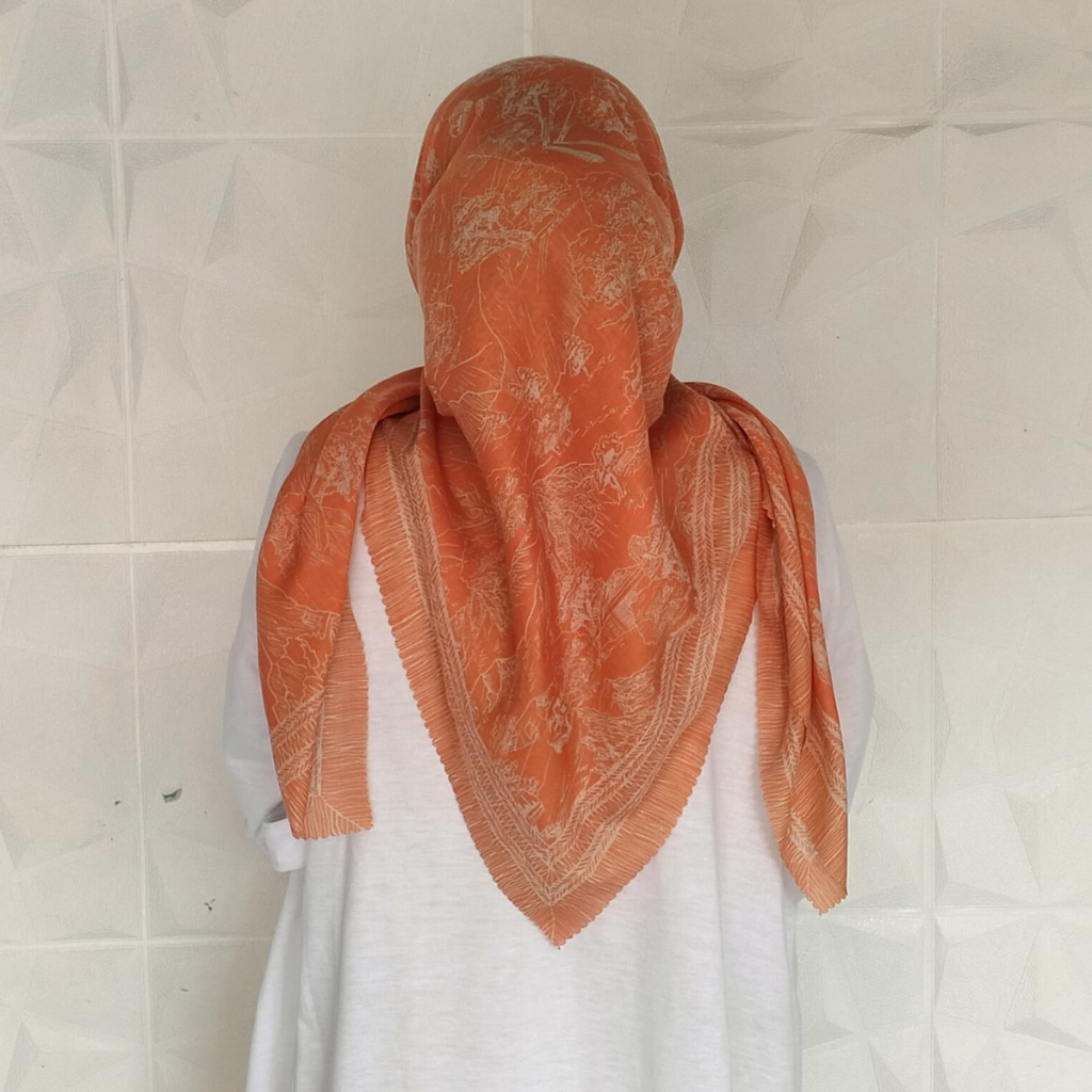Jual Hijab Motif Warna Orange Jilbab Motif Segi Empat Krudung | Shopee ...