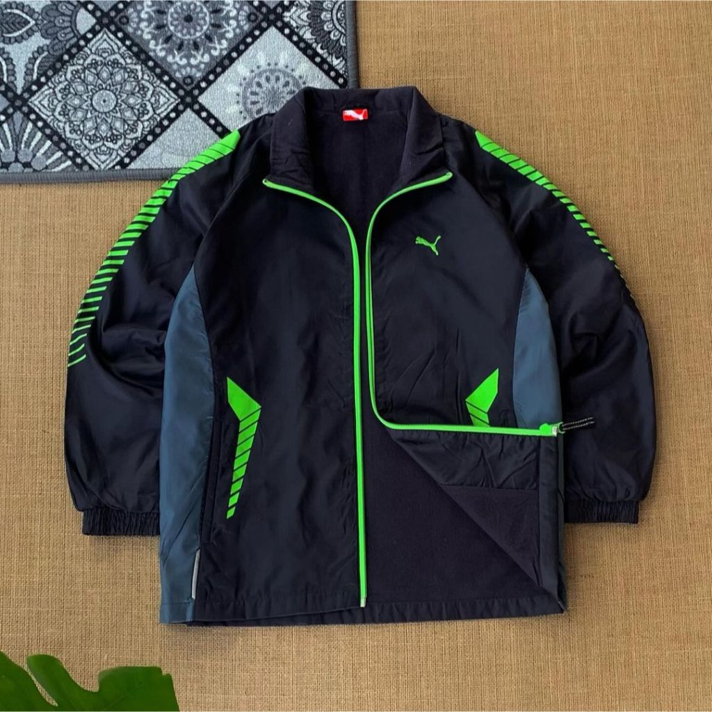 Jual jaket size anak 12-13th (seperti baru) 100% original 050124 ...