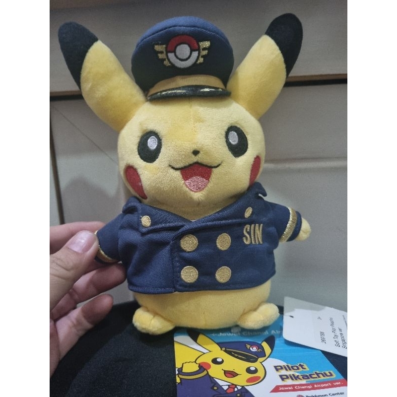 Jual Boneka Pikachu Pilot Jewel Changi Airport | Shopee Indonesia