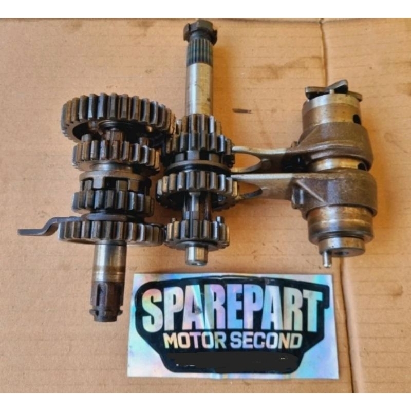 Jual GEAR RASIO GIGI GEARBOX TRANSMISI CAPIT UDANG REVO ABSOLUT ...