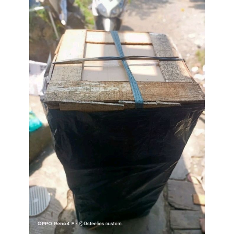 Jual Packing 4 velg extra + Kayu | Shopee Indonesia
