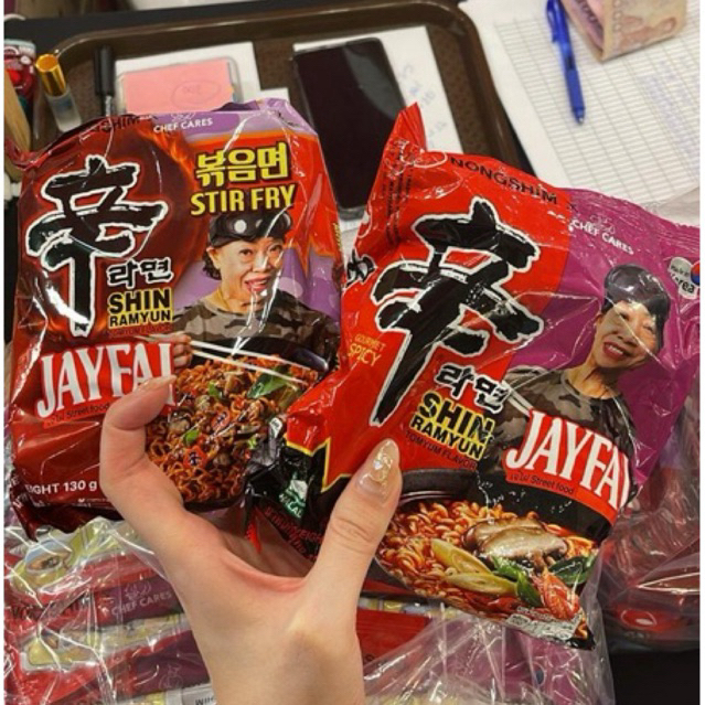Jual [READY] Shin Ramyun X Jay Fai Instant Noodle Tomyum Flavors Halal ...