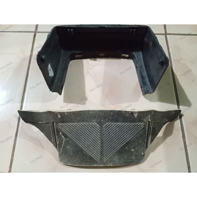 Jual RARE Mudflap Kepet Air Vespa New PX Pxe Ps Series Original Polini ...