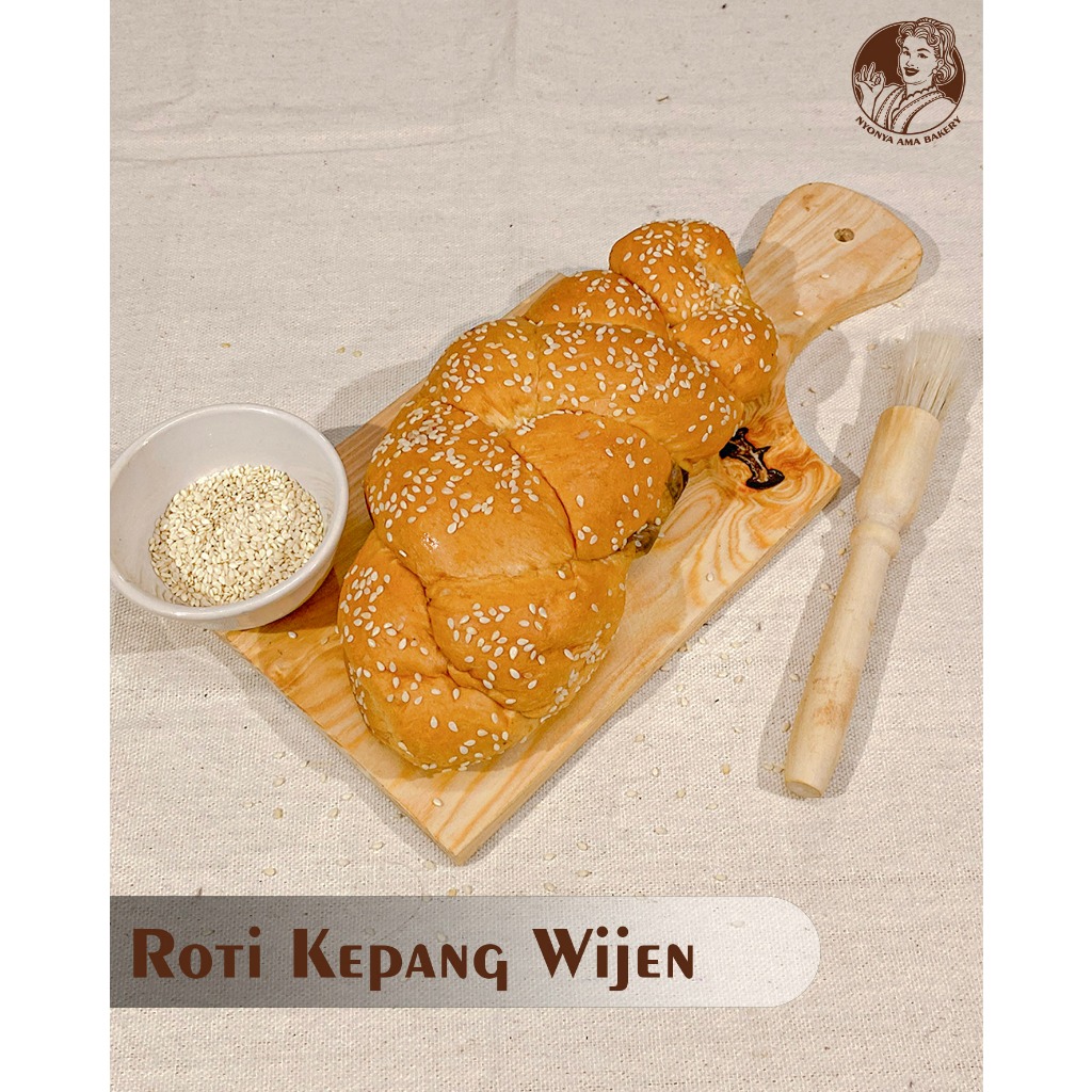 Jual Roti Kepang Toping Wijen | Roti Manis | Roti isi Coklat | Nyonya ...