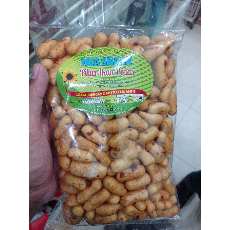 Jual Nea snack pilus ikan pedas | Shopee Indonesia