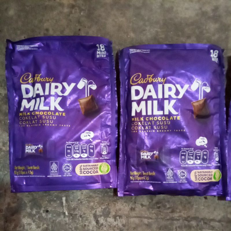 Jual Cadbury dairy milk Chunks Chocolat 81g | Shopee Indonesia