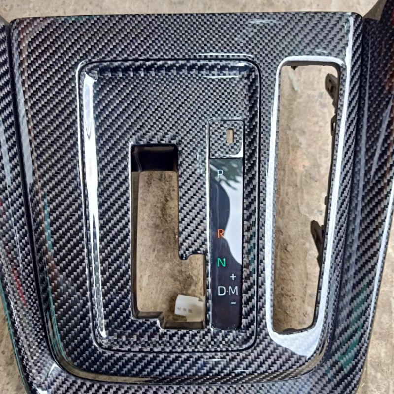 Jual Interior panel console transmisi matic innova zenix carbon fiber ...