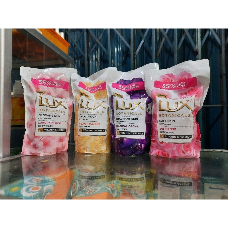 Jual LUX Body Wash 825ml Velvet Jasmine/Soft Rose/Magical Orchid/Sakura Bloom | Shopee Indonesia