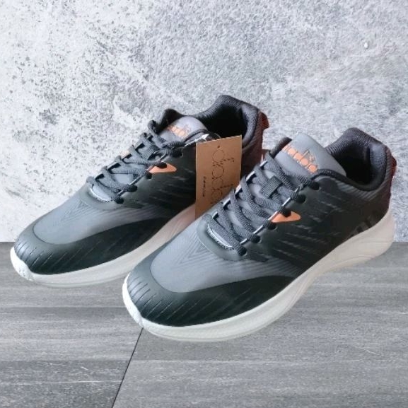 Jual Sepatu Diadora Pria Griffin (M) | Shopee Indonesia