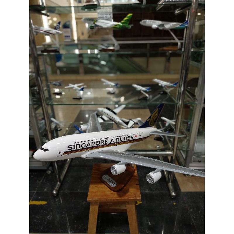 Jual Miniatur Replika Pesawat Singapore Airlines A380 (70cm) | Shopee ...