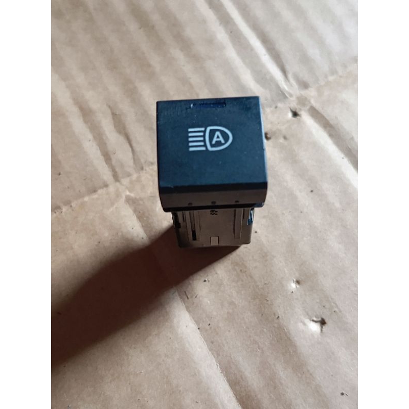 Jual Switch saklar Foglamp Toyota Innova Zenix original | Shopee Indonesia