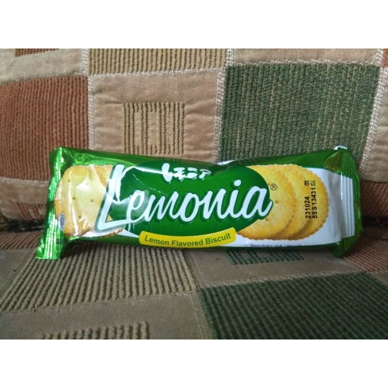 Jual Free Packing Kardus Lemonia Lemon Flavored Biscuit 20 gram Biskuit ...