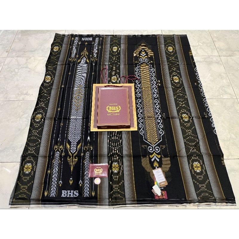 Jual SARUNG BHS EXCELLENT SKT SPC SKC SKB SKA GOLD | Shopee Indonesia