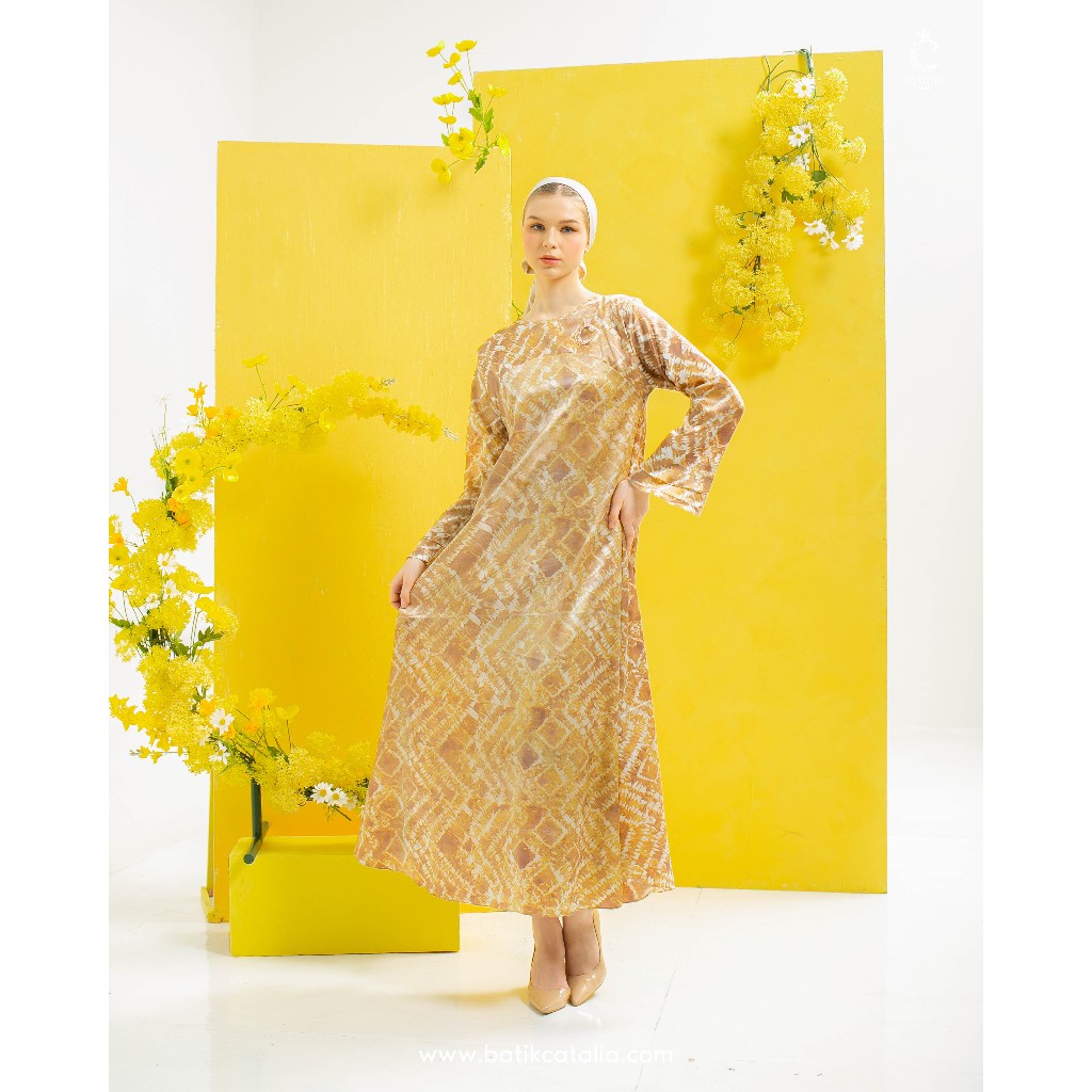 Jual LYRA Dress Batik Wanita by Catalia Batik | Shopee Indonesia