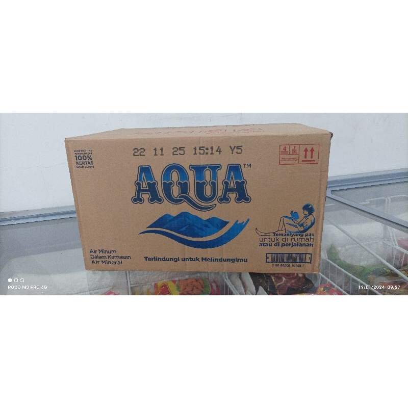Jual Air mineral Aqua botol 600 ml 1 dus | Shopee Indonesia