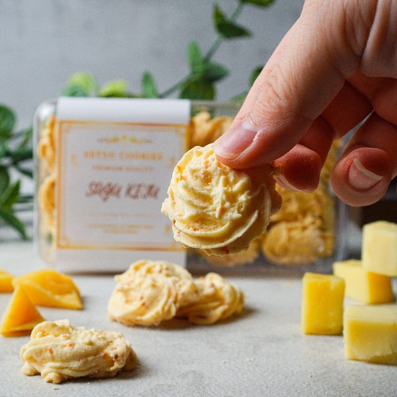 Jual Kue Kering Sagu Keju Premium Wisman Lumer Renyah Enakk | Shopee ...