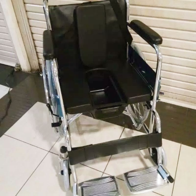 Jual kursi roda 2 in 1 bab kursi roda toilet original | Shopee Indonesia