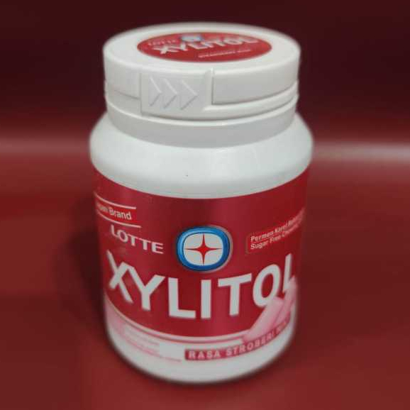 Jual Lotte Xylitol Rasa Strawberry Mint 40 Butir - Permen Karet Mint ...