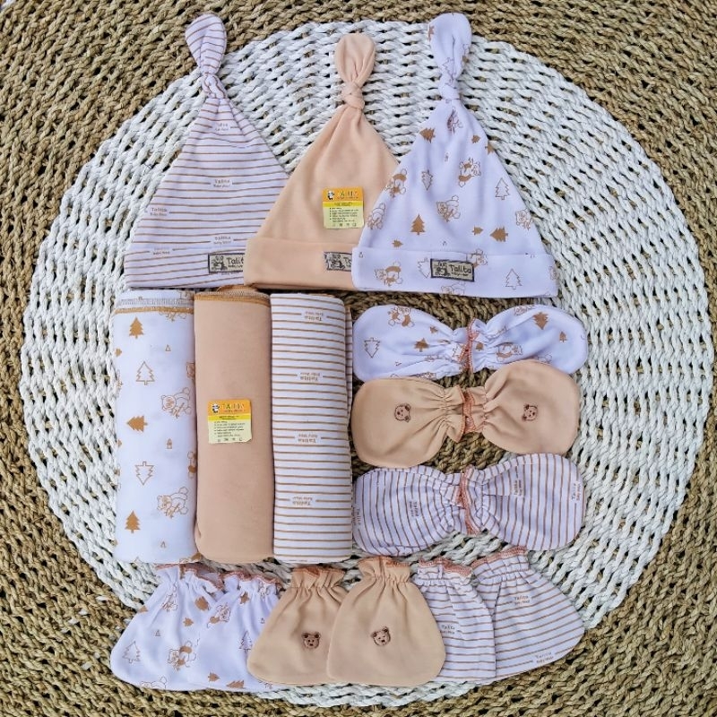 Jual Paket Hemat Seri Coklat 12 Pcs Bedong Set Topi Sarung Tangan Kaki ...