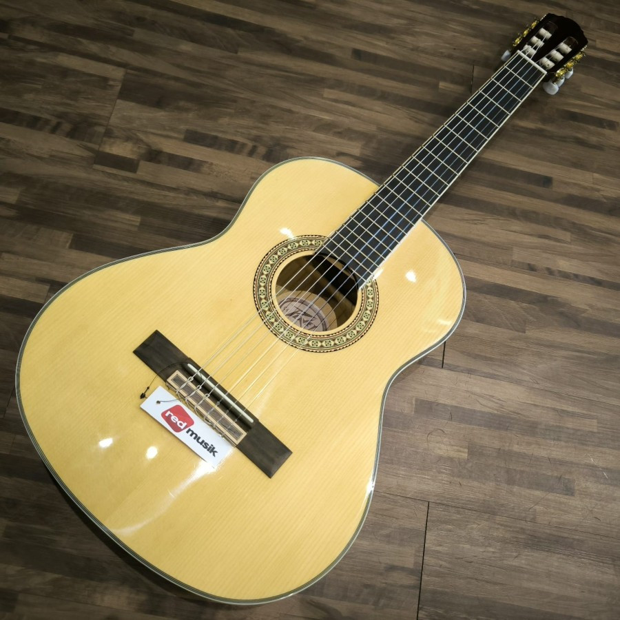 Jual Gitar Classik Peavey CNS 3/4 Nylon String | Shopee Indonesia