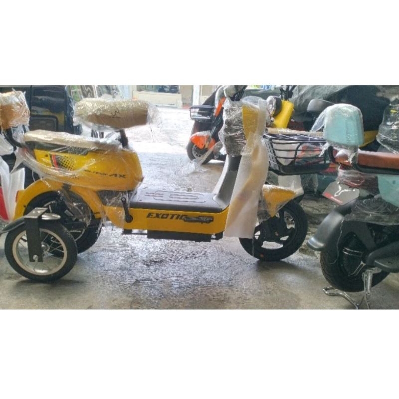 Jual Sepeda Listrik Exotic Cooltech Ax dan Roda Bantu | Shopee Indonesia