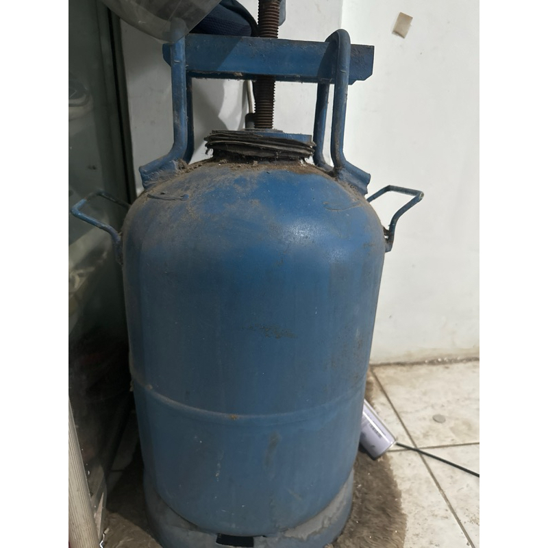 Jual TABUNG GAS PEMBUAT HELIUM KARBIT JUAL SECOND | Shopee Indonesia