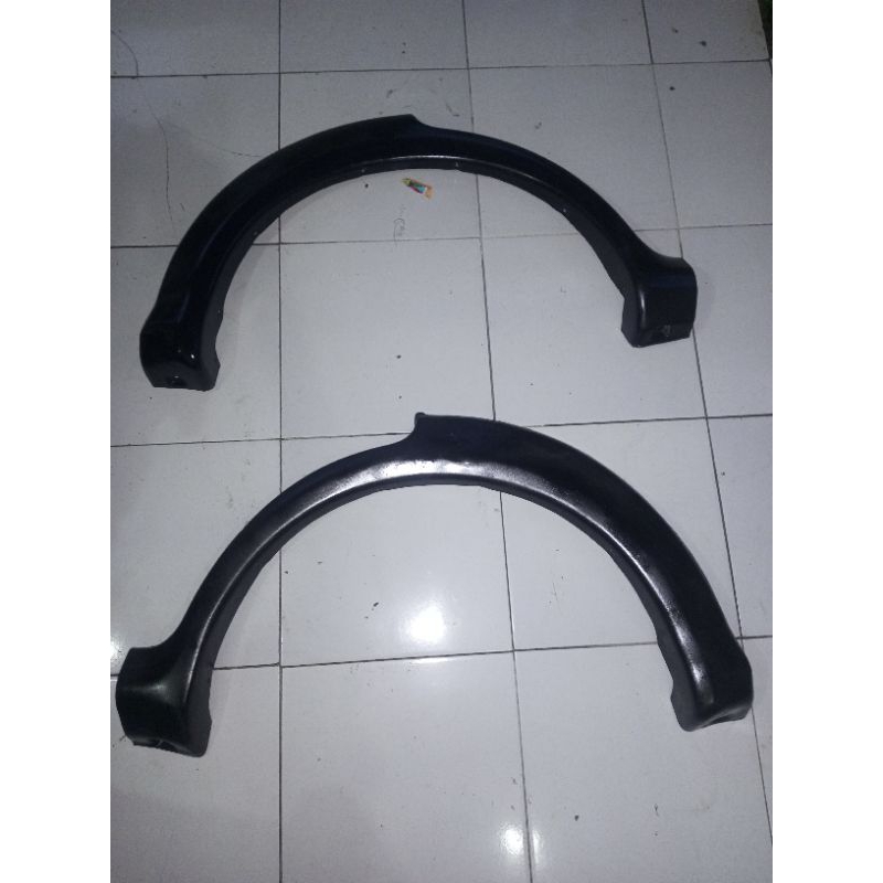 Jual Fender Mitsubishi Kuda atas roda ban belakang | Shopee Indonesia
