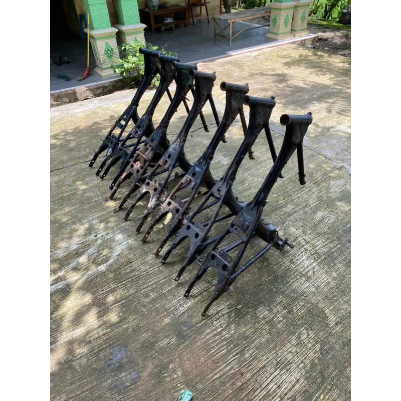 Jual Rangka Honda CB K2 CG GL100 K4 K5 ori utuh | Shopee Indonesia