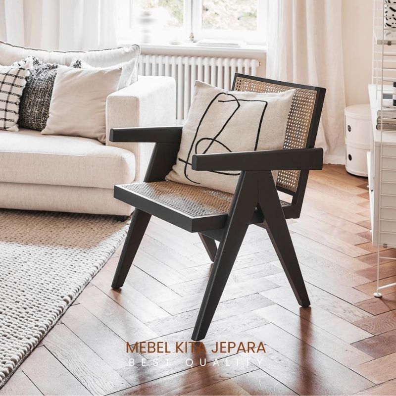 Jual Kursi Cafe Aesthetic Model A Jumbo | Kursi Santai Baca Vintage ...