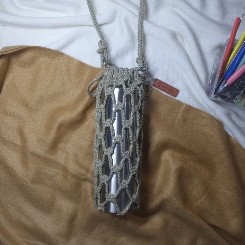 Jual Tas Botol minum rajut handmade/Bottle cover Crochet/Tumbler Cover ...