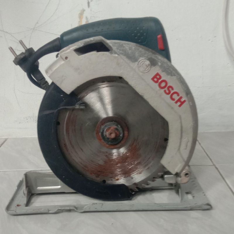 Jual Circular Saw Bosch GKS 7000 | Shopee Indonesia