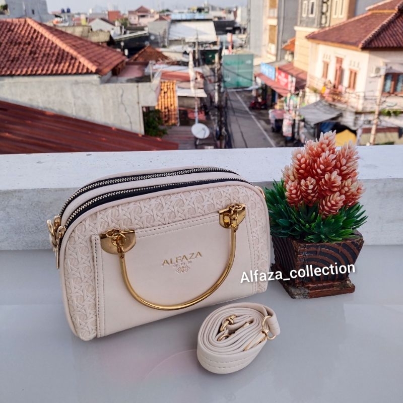 Jual alfaza tas pesta behel 4 ruang bahan tikar mungil | Shopee Indonesia