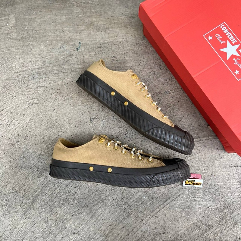 Jual Converse Chuck 70 Ox Men Sneakers Bosey Ox Dunescape/Dunescape/Gum ...