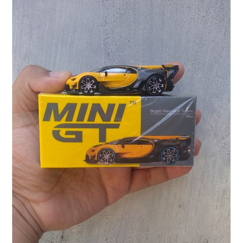 Jual Mini GT bugatti vision GT yellow | Shopee Indonesia