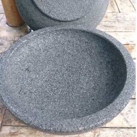 Jual cobek batu asli gunung merapi coek cowet ukuran 20cm | Shopee ...