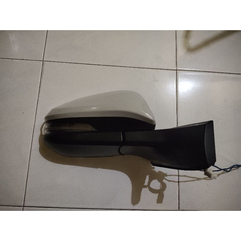 Jual Spion Innova Zenix Kanan Lipat Otomatis Original | Shopee Indonesia