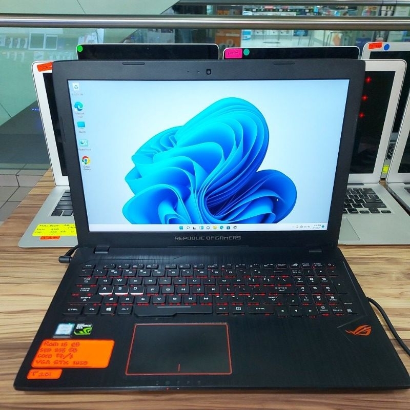 Jual Laptop asus rog core i7 g7 ram 16gb ssd 256gb vga gtx 1050 168 ...