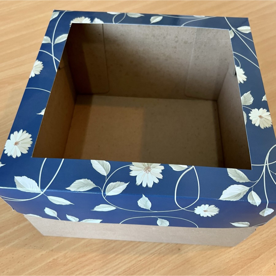 Jual Dus Kue Hampers Edisi Leaf Silver Ukuran 25 Kotak Dus Parcel Box ...