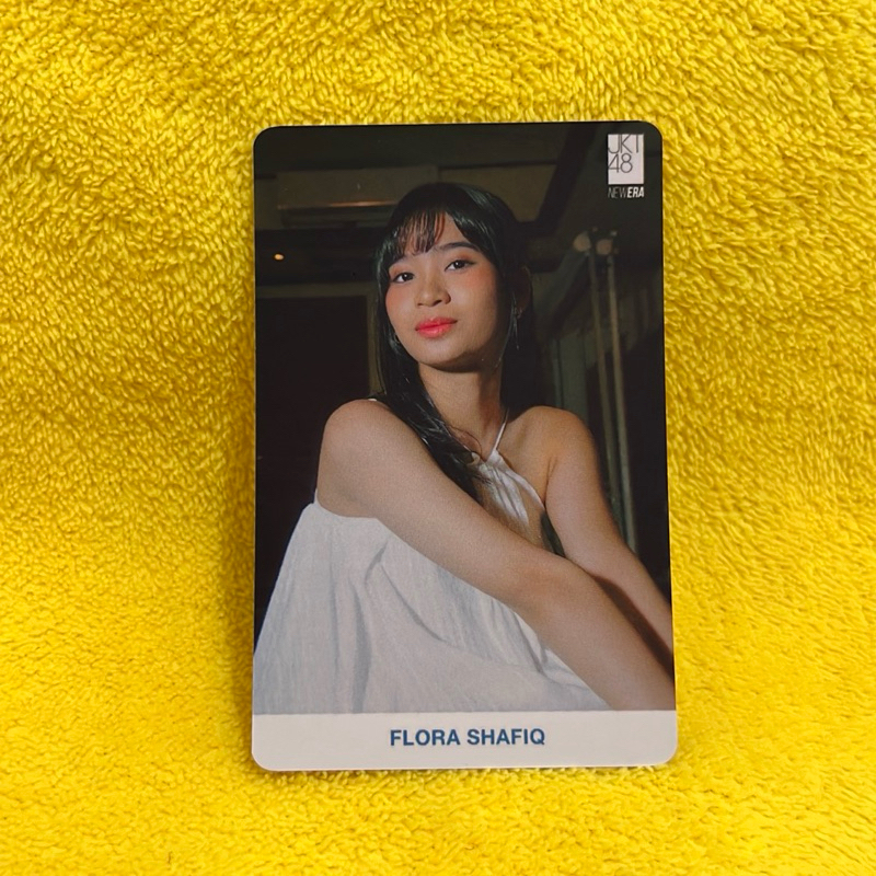 Jual photocard jkt48 flora shafiq summer tour official | Shopee Indonesia