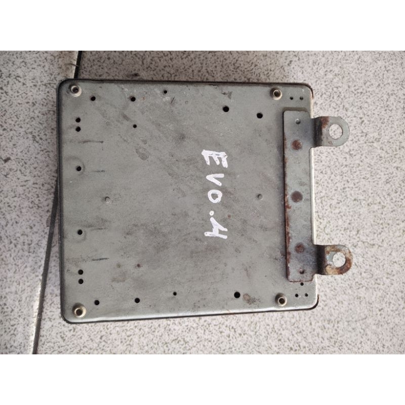 Jual ECU Mitsubishi Lancer Evo 4 matic barang copotan mobil hidup ...