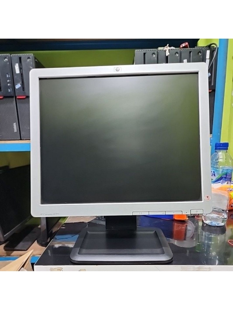 Jual LCD MONITOR HP 17INCHI KOTAK SQUARE MULUS NORMAL LENGKAP KABEL ...
