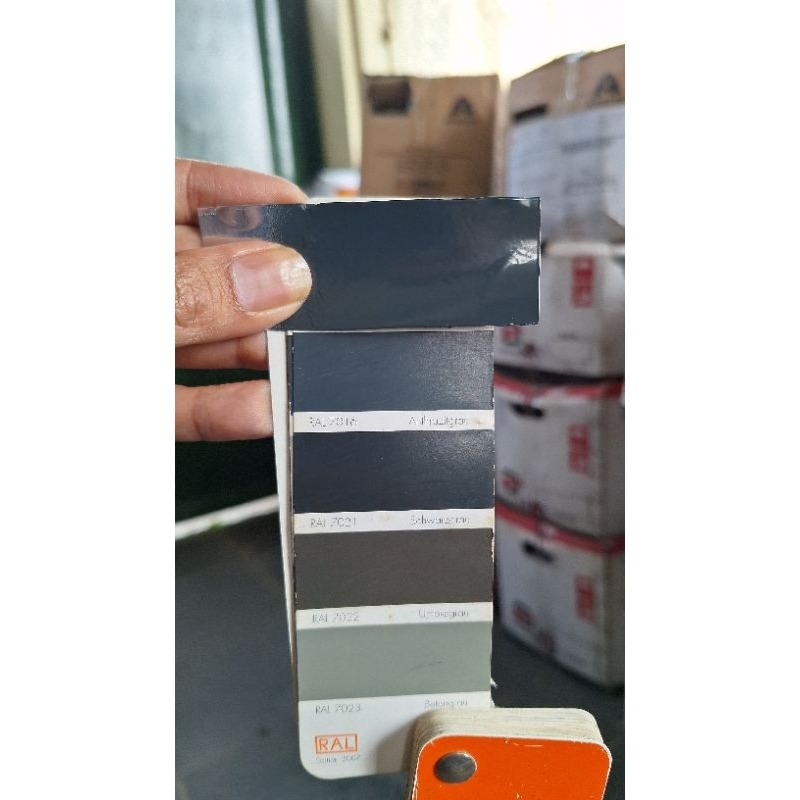 Jual cat bubuk powder coating - abu 7016 - gloss 80% | Shopee Indonesia