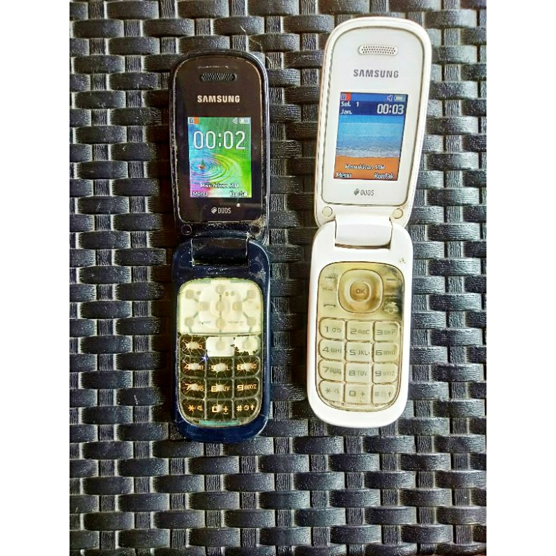Jual SAMSUNG FLIP DUOS SECOND | Shopee Indonesia