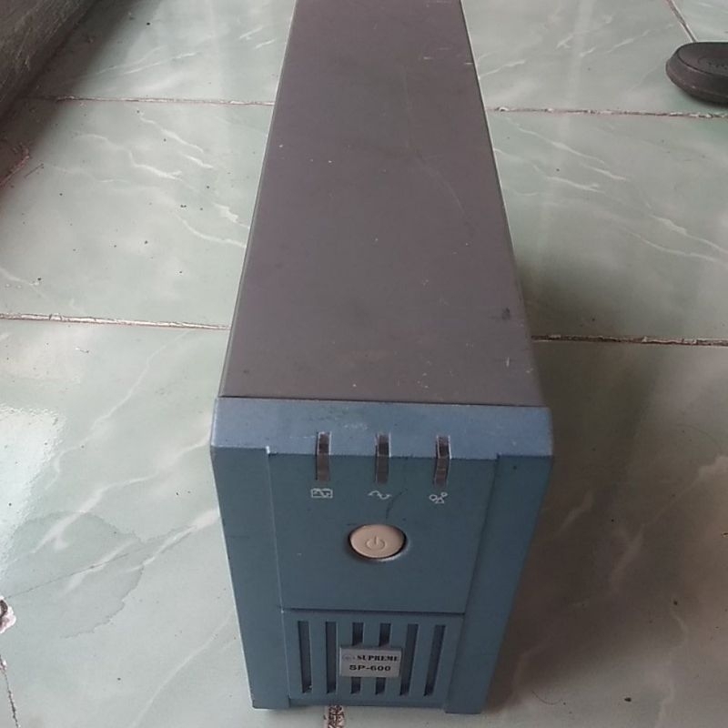 Jual box kosong casing UPS seng tipis 33x8.5x14 cm bekas minus | Shopee ...