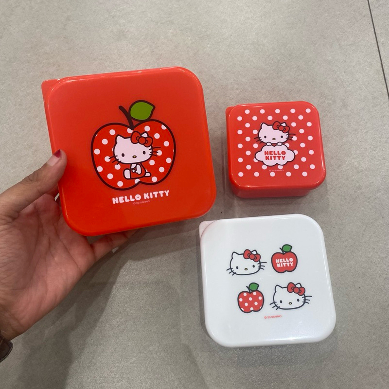 Jual MINISO 1 set Hello Kitty Apple Collection Food Storage Containers ...