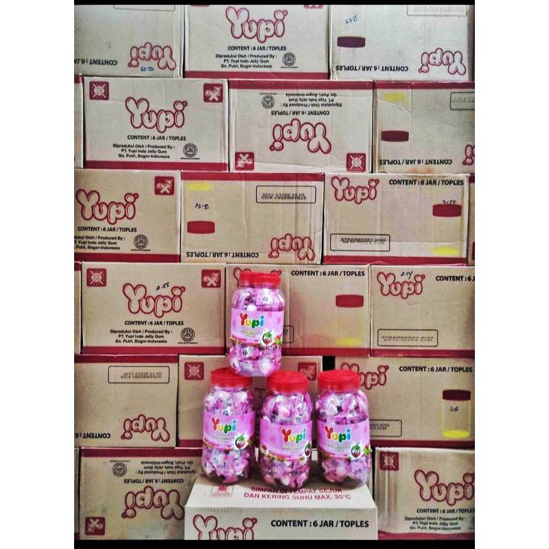 Jual Yupi pink strawberry kiss / permen yupi kemasan dus termurah isi 6 toples @300 gr | Shopee ...
